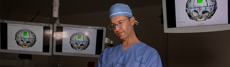 Profile: Robin Evans, MD, FACS, FRCSC - Le Bonheur Children's Hospital